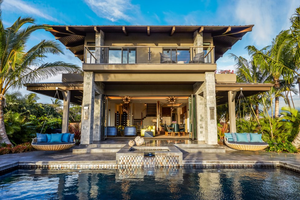 Modern Beachfront Villa | Kihei Vacation Rental | Exotic Estates